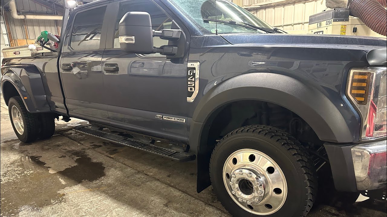 2019 Ford F-450 work truck - YouTube