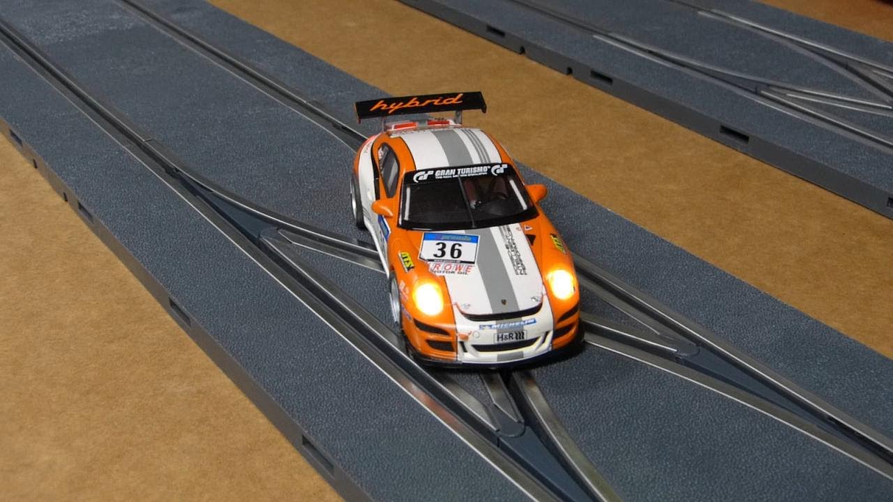 SCALEXTRIC-SLOT. SCX ADVANCE Rodaje de Coches Digitales ADVANCE - YouTube