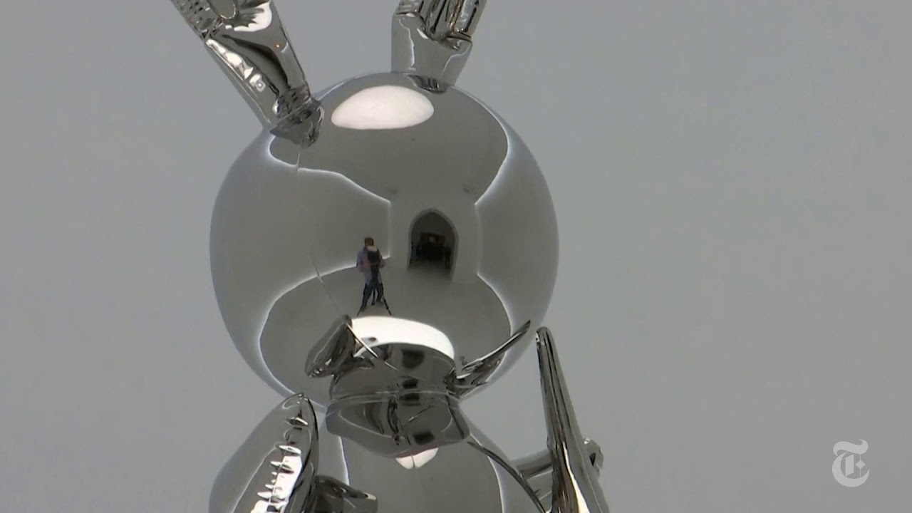 Jeff Koons Stainless Steel 'Rabbit’ Sells for $91 Million - YouTube