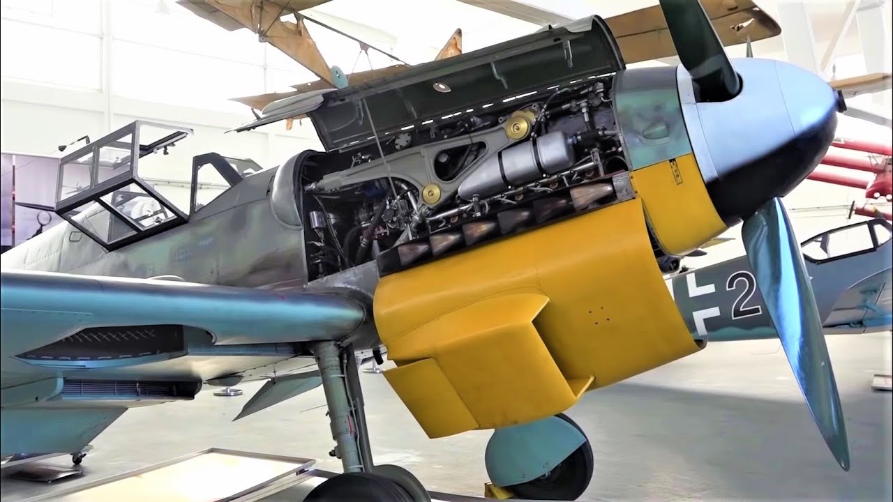 Hangar 10 Walkaround - Lots of Bf109`s - YouTube