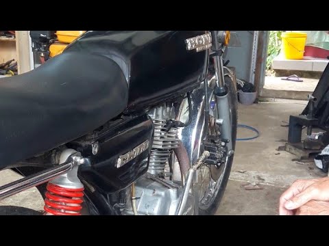 GL 125 tahun 1982 ori - YouTube