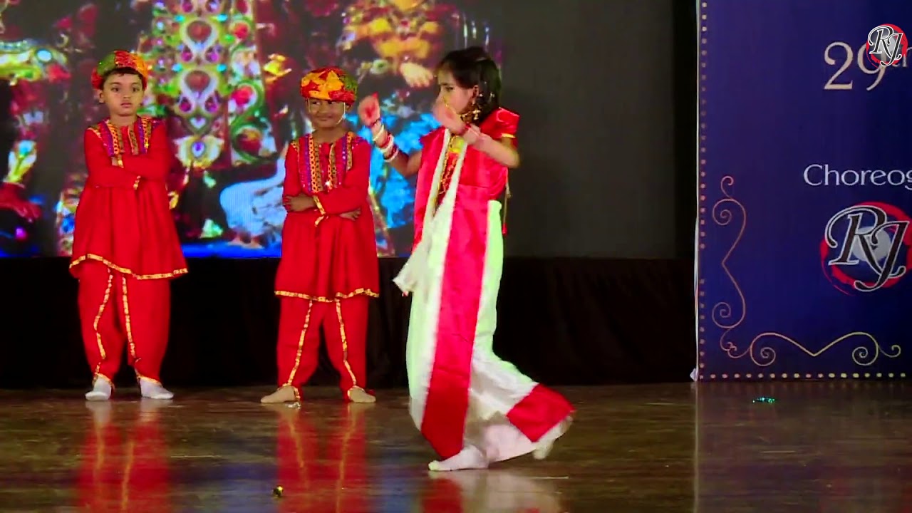 BENGAL FOLK DANCE | CHHAU | RAJ ADROJA DANCE STUDIO - YouTube