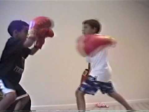 kids boxing Lucas vs Chase 2nd Grade boys boxing - YouTube