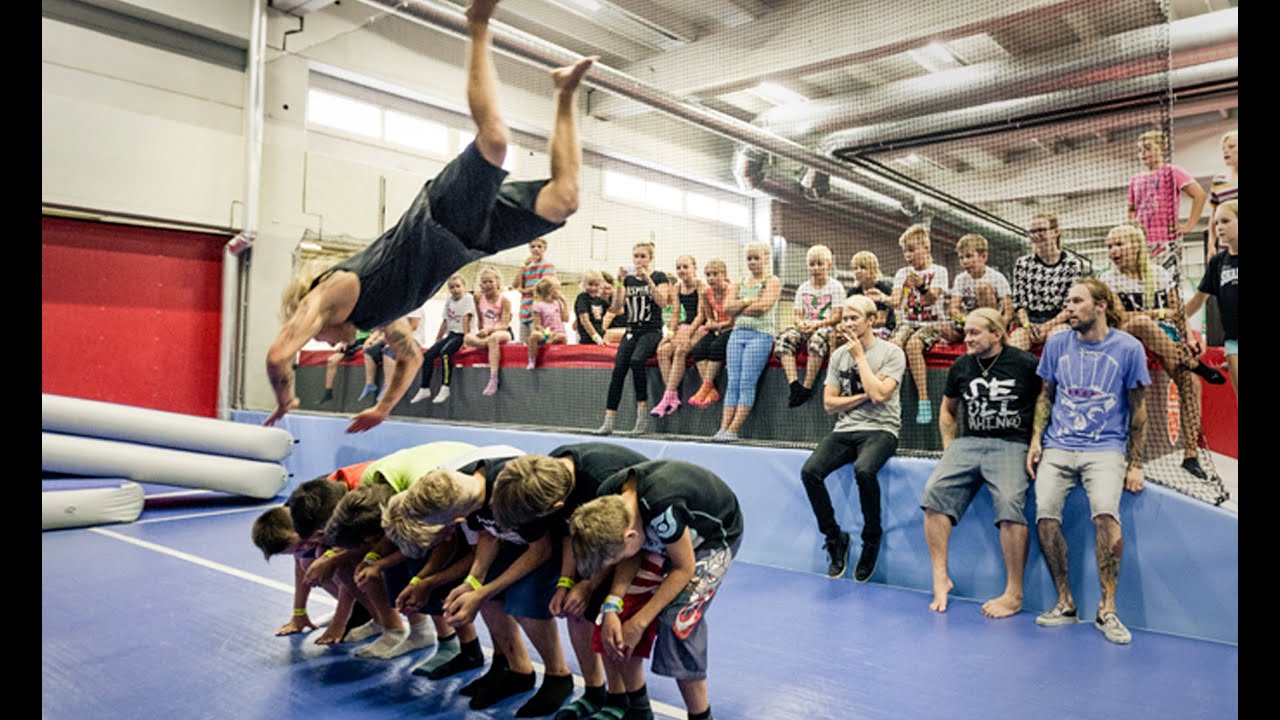 Duudsonit Palaavat Temppukerhoon! - Duudsonit Activity Park - YouTube