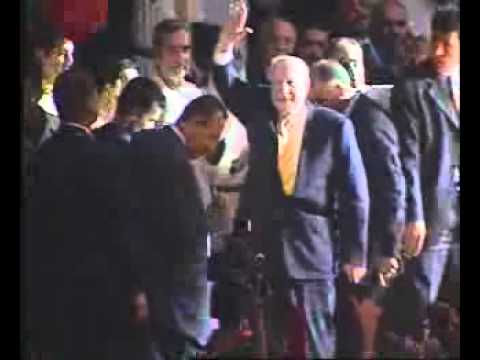 Müzik HOSGELDIN ERBAKAN HOCAM
