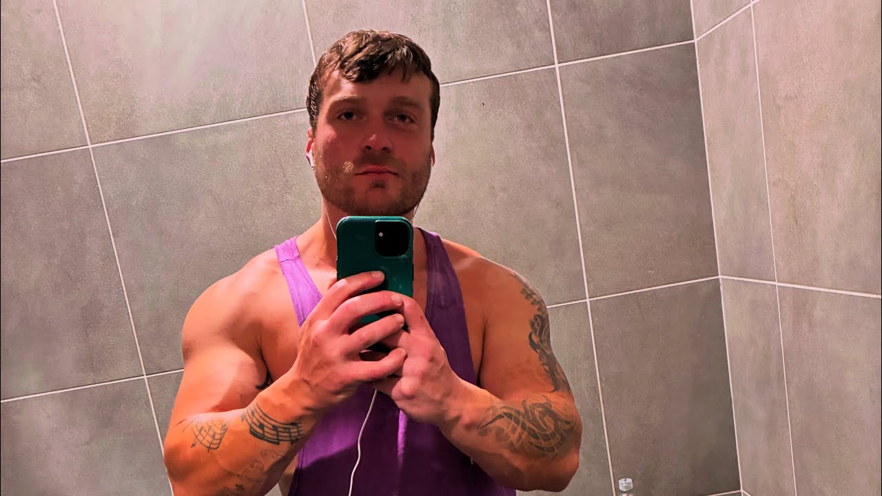 bodybuilder morning routine! - YouTube