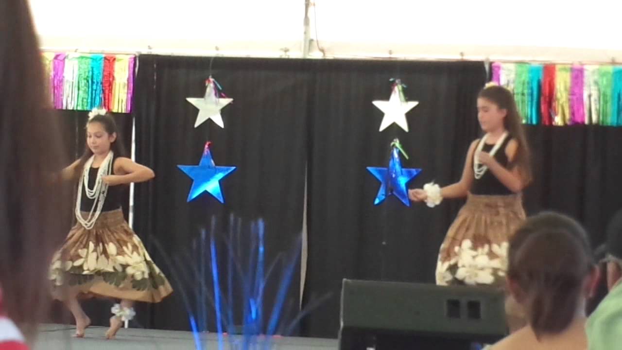 Hele Me No Lilo - hula girlz - YouTube