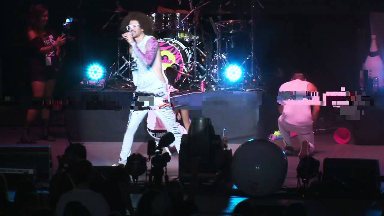 LMFAO - One Day (Live) - YouTube