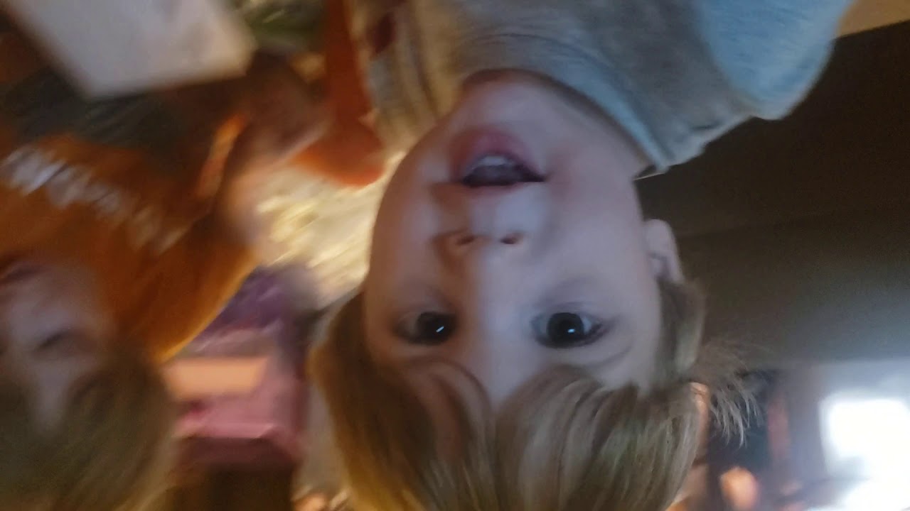 Opening Aunt Bonnie's poop box - YouTube