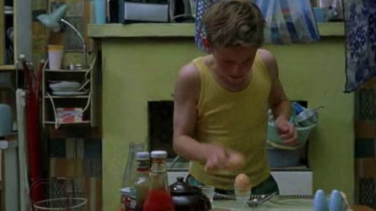 Kitchen Scene Billy Elliot - YouTube
