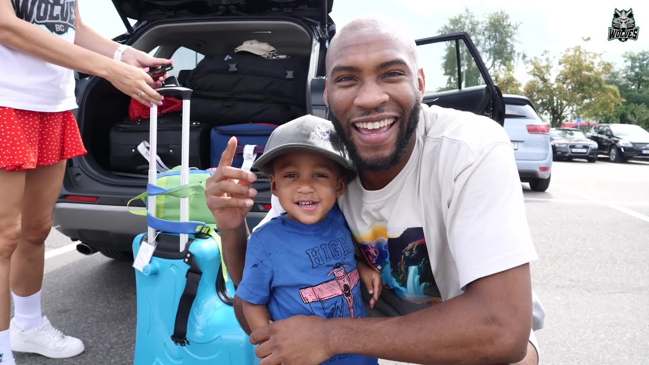 Rasheed Sulaimon arrives in Lithuania - YouTube