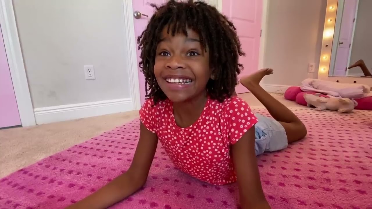 Naiah and Elli Toys Show! Is Mom Having A Baby Grandma Thinks She’s ...