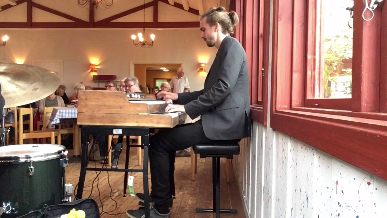 Organic Organ Trio - Hymn To Freedom - YouTube