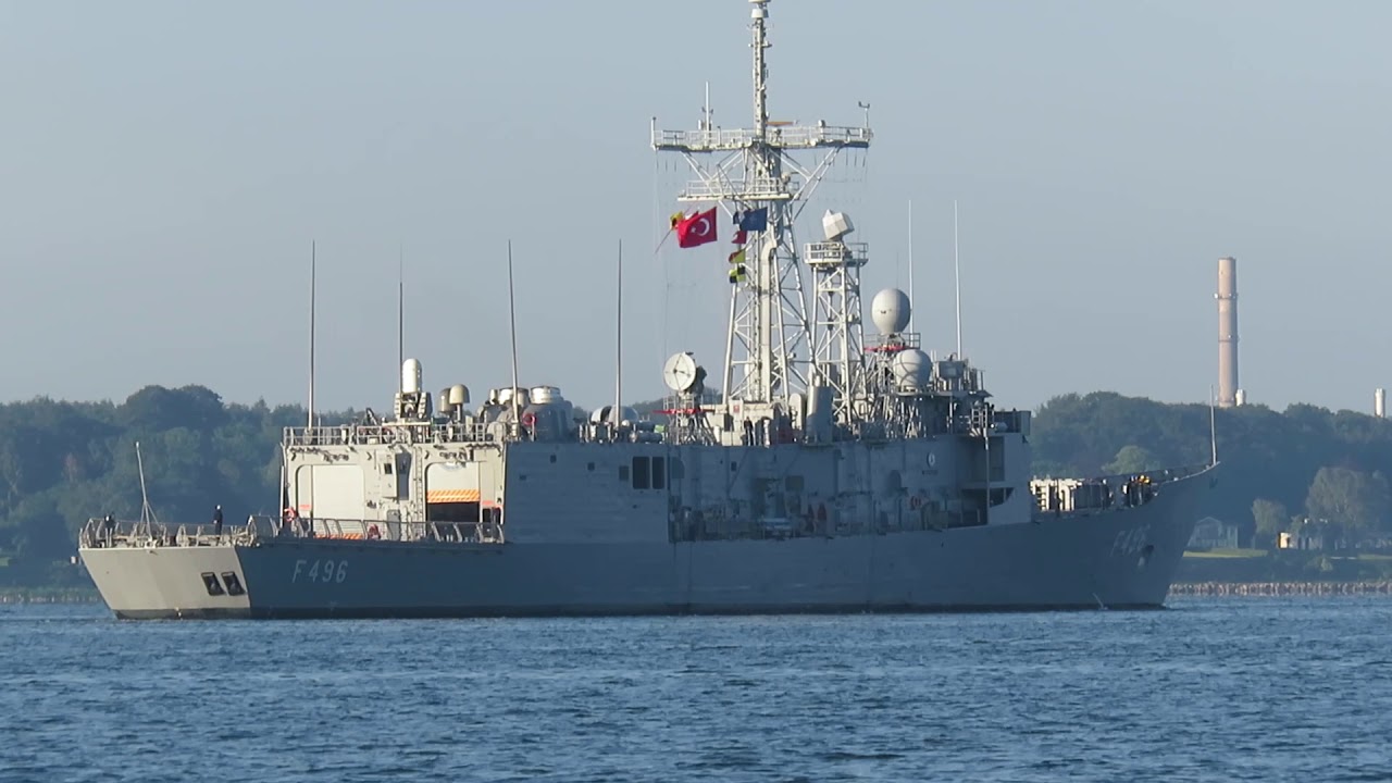 TCG GÖKOVA (F 496) Türkische Marine - YouTube