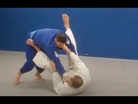 Pulling Guard vs Judo for BJJ Tournaments - YouTube