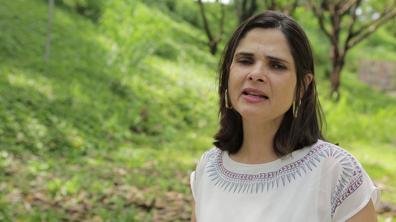 Roberta Barros - YouTube