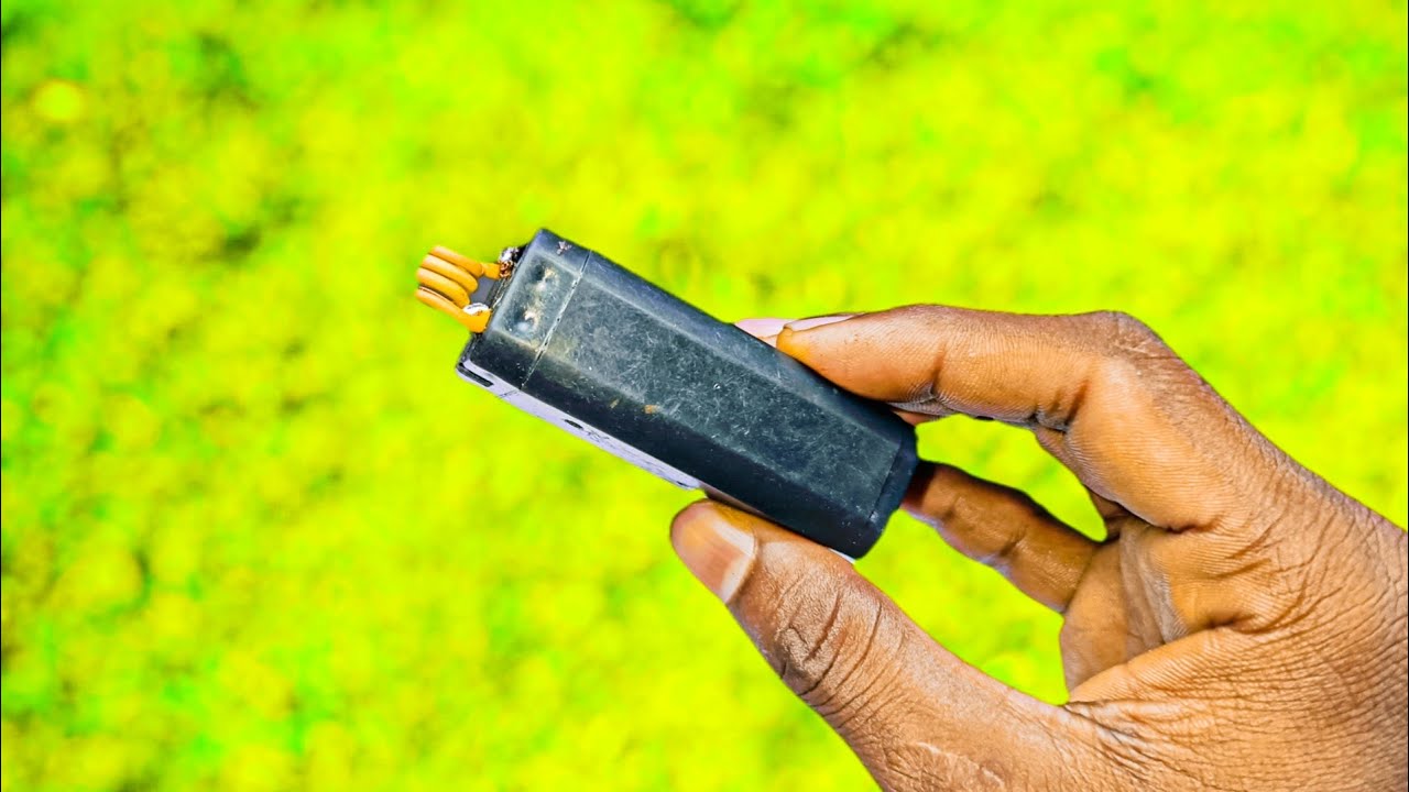 Create a DIY Battery with Graphite and Aluminum – Works Like Magic ...