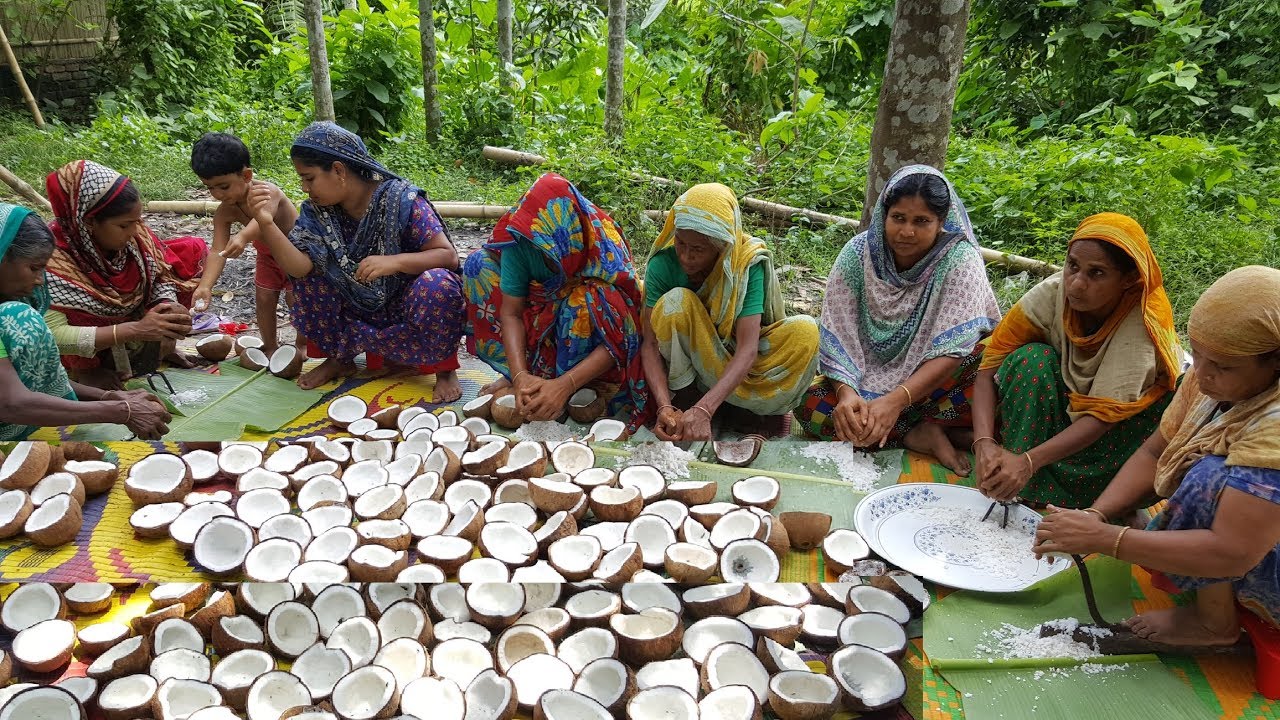 Traditional Coconut Sweet Making By Women - Tasty Narikel Laddu For ...