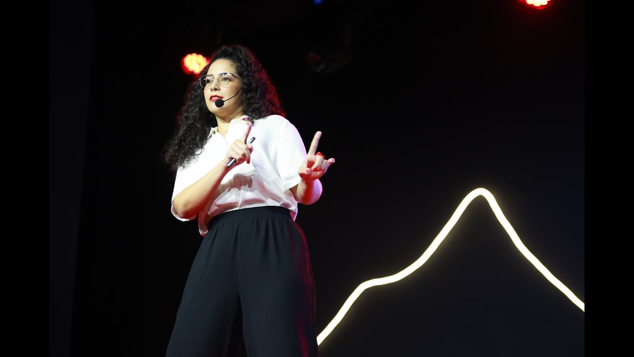 O design é feito de emoção | Itamara Ferreira | TEDxGovernadorValadares ...