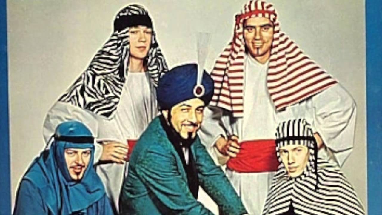 i found love Sam The Sham And The Pharaohs - YouTube