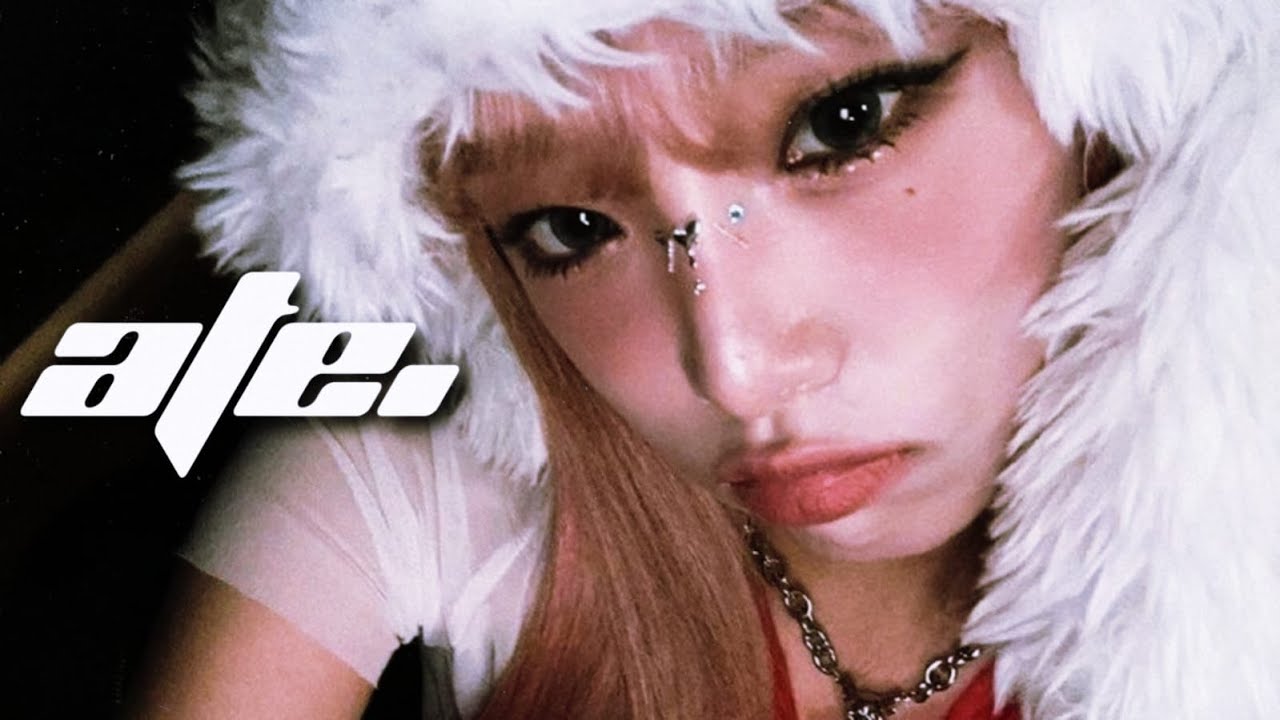 ranking all yena's songs (until DNA) - YouTube