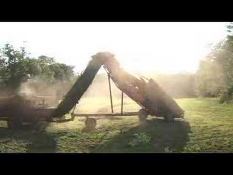 Kuhns Mfg Hay Accumulator - YouTube
