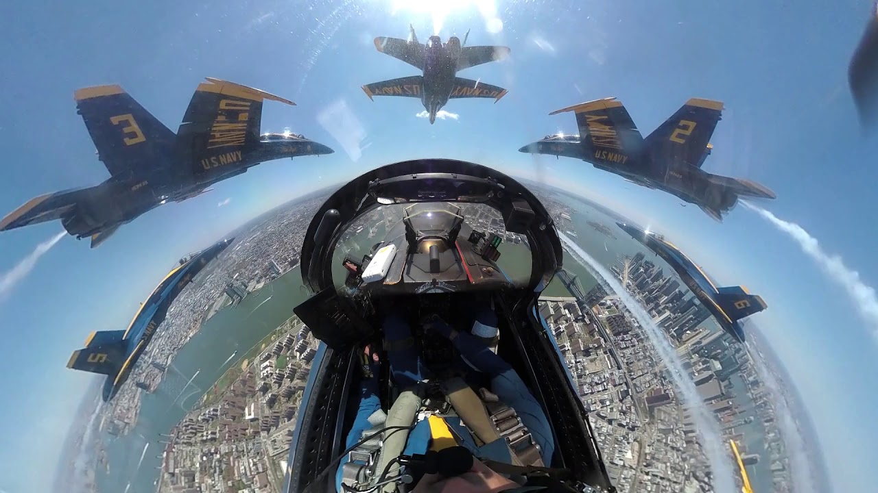 Blue Angels fly over New York City - YouTube