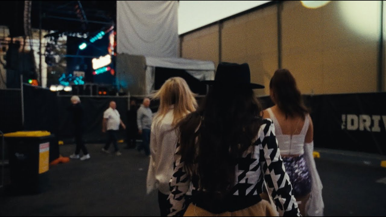 The Drive Adelaide [Live] - Germein Sisters - YouTube