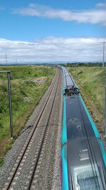 Passage d'un TGV Duplex Ouigo sur la LGV Rhône-Alpes en direction de Perpignan #train #sncf ...