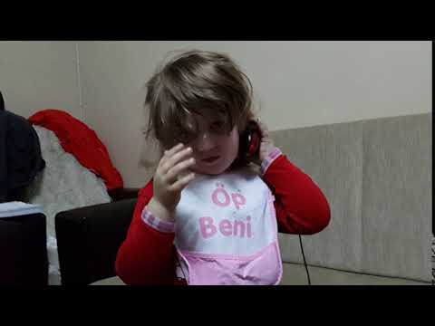 ALO SESİM GELİYOMU