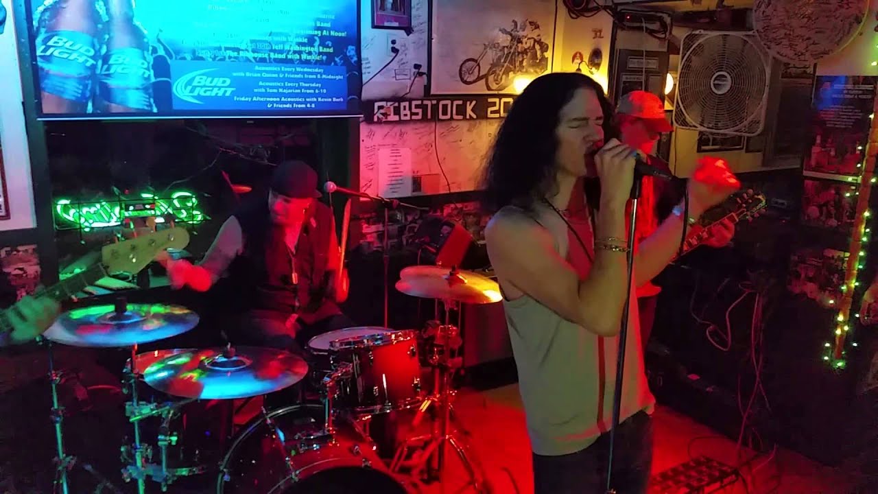 PAUL SINCLAIR "The Wonton Song" - Zep Tune - Bridgeport Rib House - YouTube