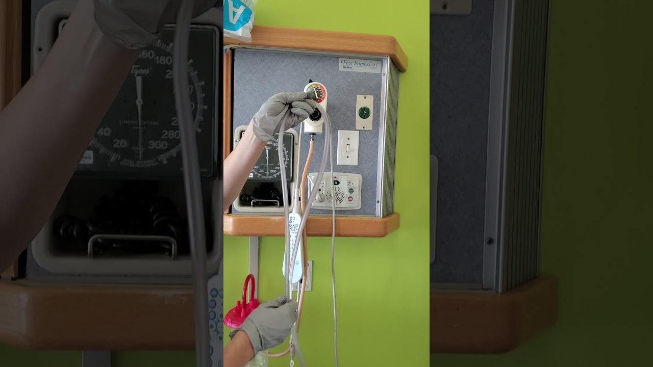 Pleur-Evac wet dry system setting up the system - YouTube