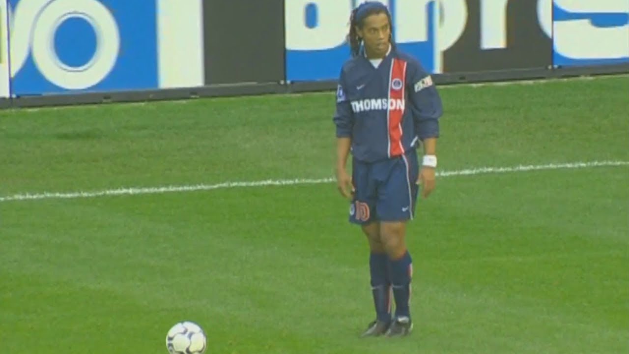 Most Humiliating Goals By Ronaldinho - YouTube