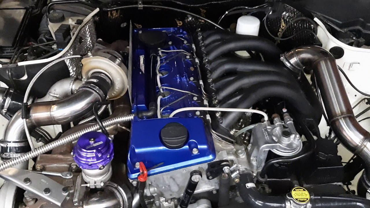 Rebuilt OM605 with compound Holset HE201W and HE300WG - YouTube