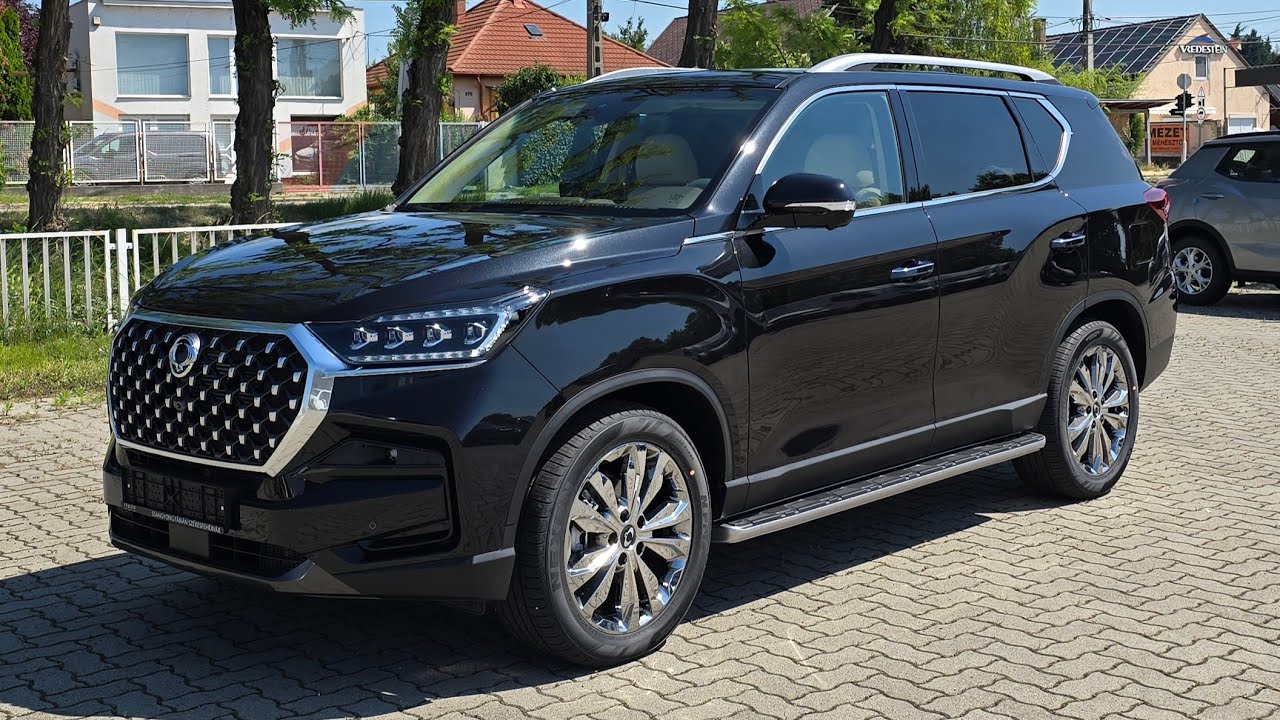 SsangYong Rexton G4 Premium 4WD 2.2 E-XDI 202 A8 Space Black - YouTube