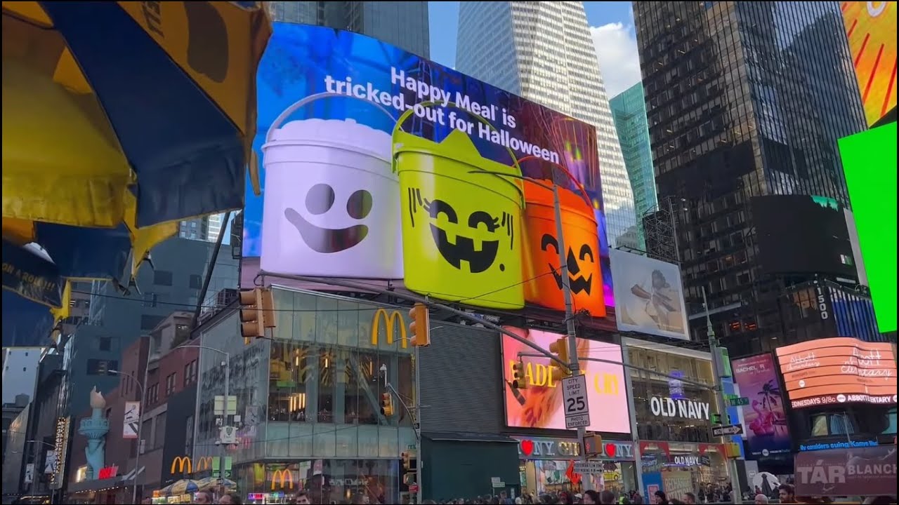 McDonald's Video Billboard in Times Square - October, 2022 - YouTube