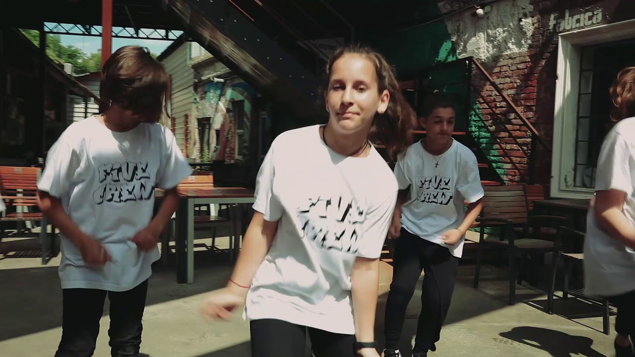 Five Crew | Show - YouTube