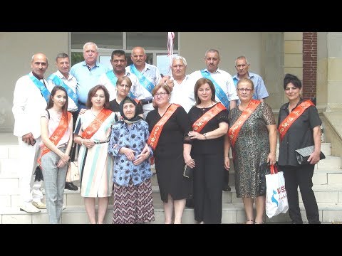 Qoca qarı-Məzunlar 40