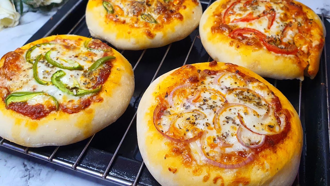 Super Easy PIZZA BITES! 🍕 | The Best Mini Pizza Recipe (With Homemade ...