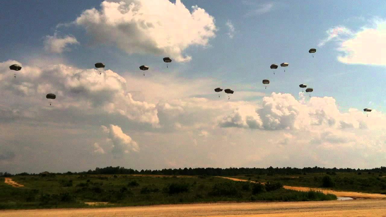 27th EN BN Jumps T-11 chutes - YouTube