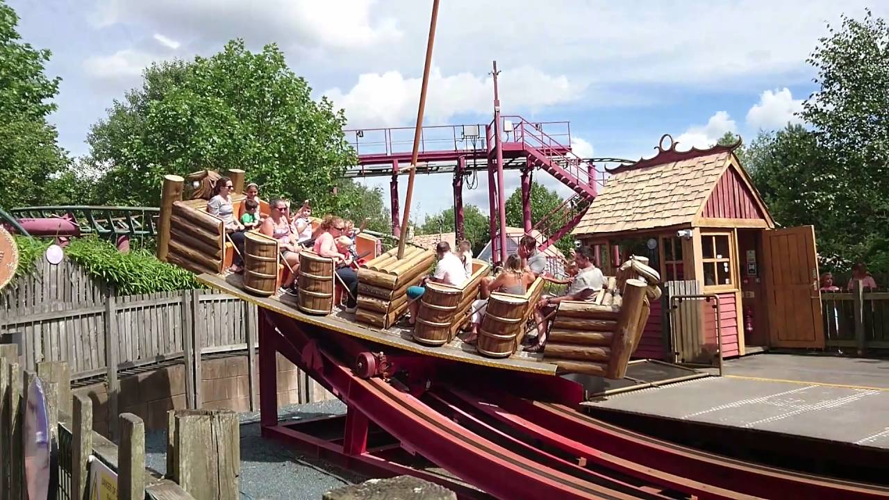 Griffin's Galleon Pirate Ship Ride At Chessington World Of Adventure ...