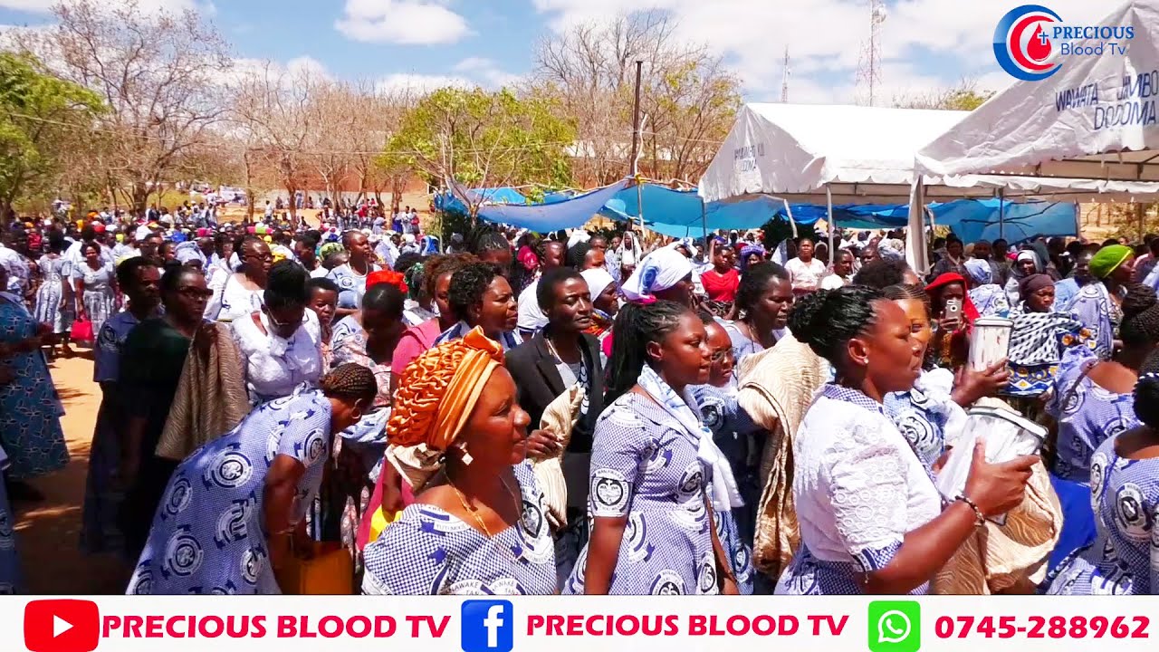 TAZAMA MAMIA YA WAWATA WAKITOA VIPAJI MISA YA KUWATEGEMEZA WASEMINARI ...