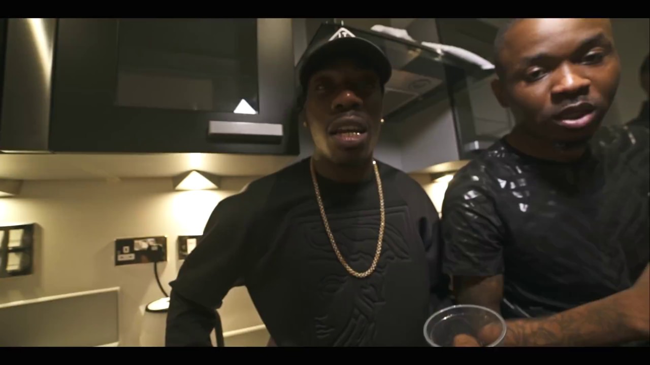 Big Strikes x BK - 10 Bricks Of That Molly [Music Video] @Bigstrikes242 ...