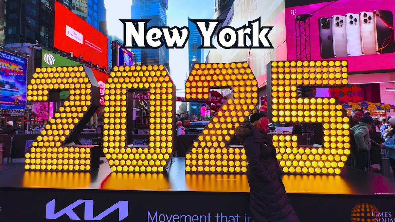 2025 Ball Drop Numerals Times Square NYC 🎊 4K Times Square New Year's ...