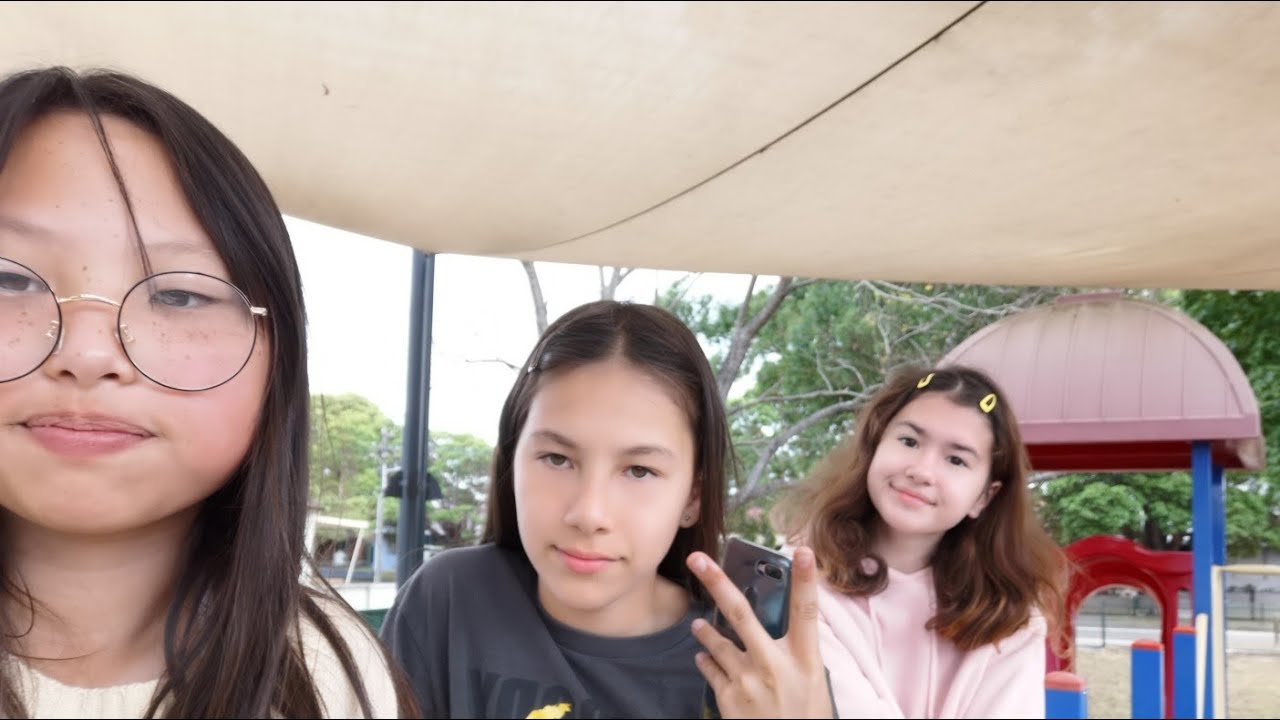 When my friends come over... - YouTube