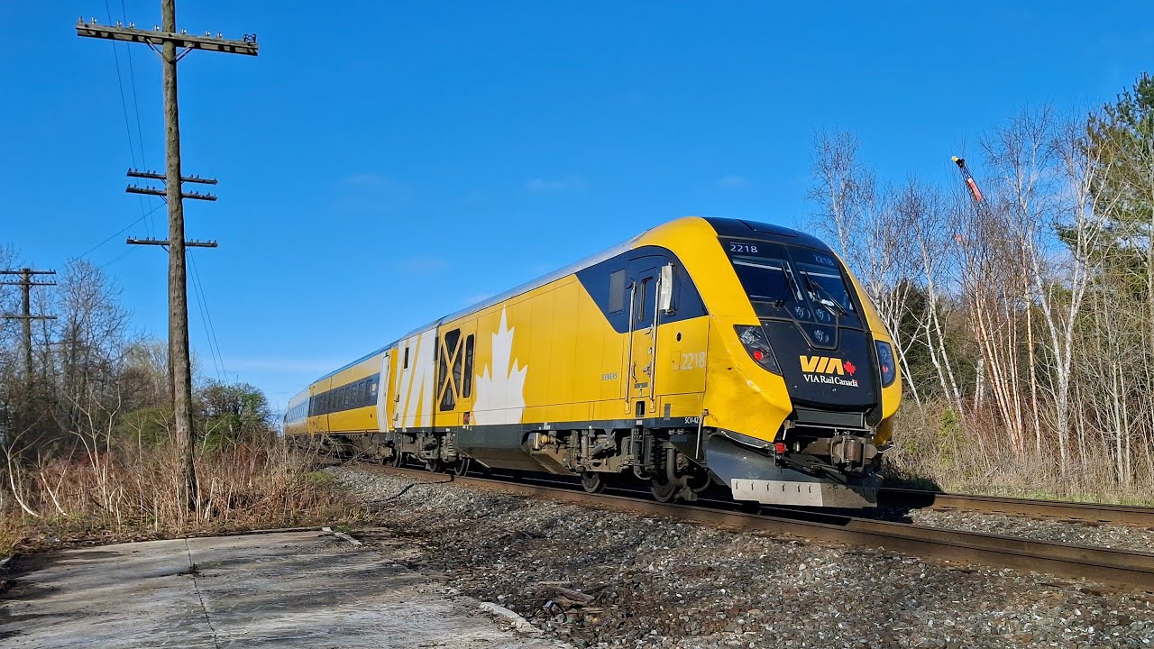 VIA Rail's LUMI, a New Delivery and Some Amazing Passenger Train ...