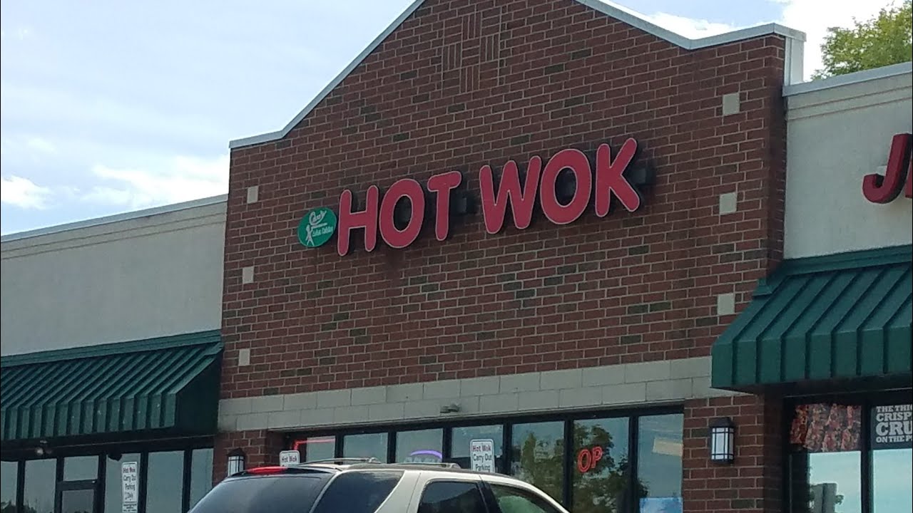 Having Brunch with my friend at Hot Wok - YouTube