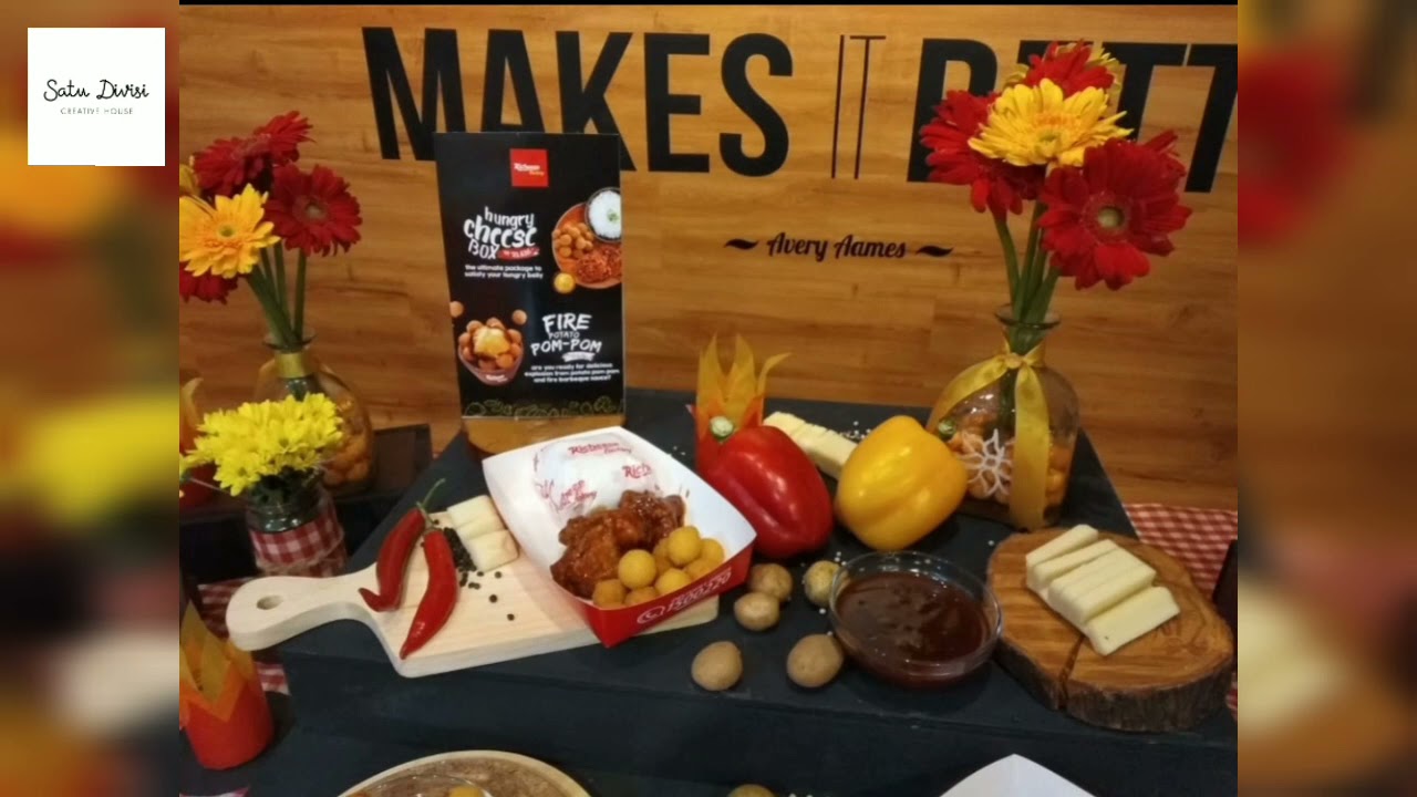 Dekorasi Table Setting Launching Hungry Cheese Box & Fire Potato PomPom ...