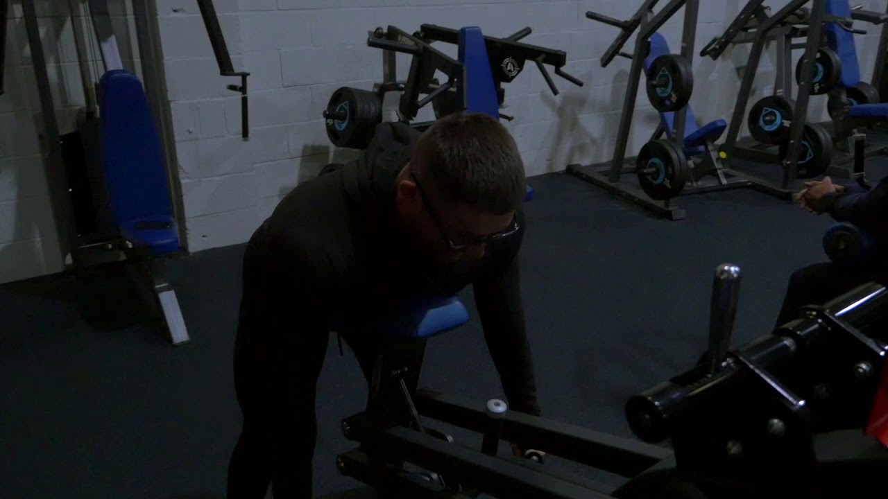 Chest Supported Machine Row - YouTube