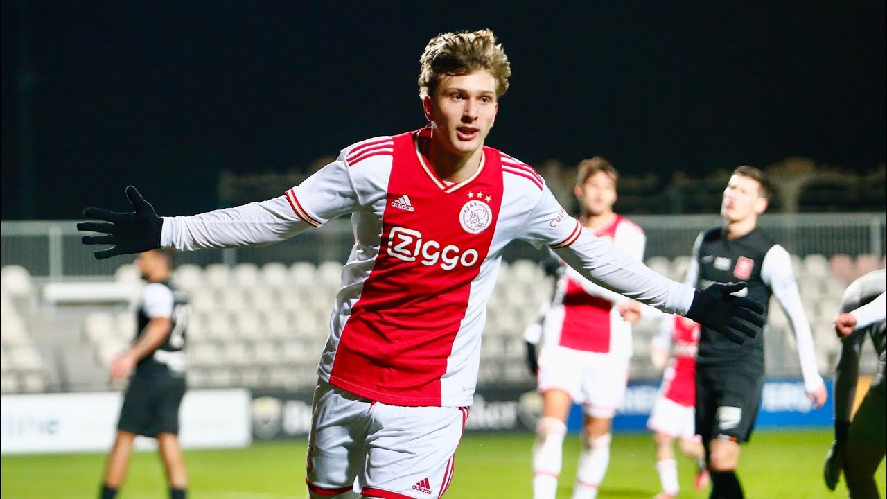 Mika Godts - Full 2022/23 Season Highlights - YouTube